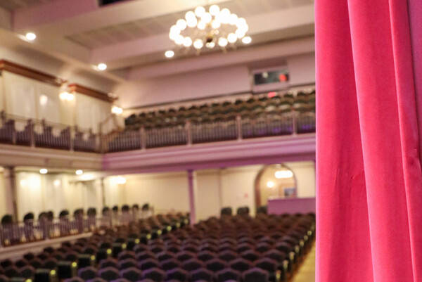 Plan Your Visit | Newberry Opera House